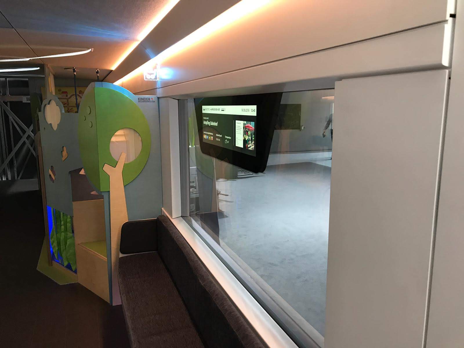 Uses of bulletproof glass: OSG Security Applications